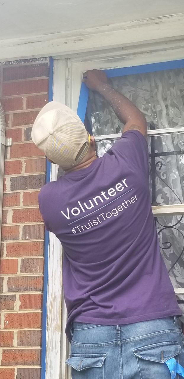 Truist Lighthouse Project: Repair work for a deserving senior - Habitat For Humanity - Dekalb